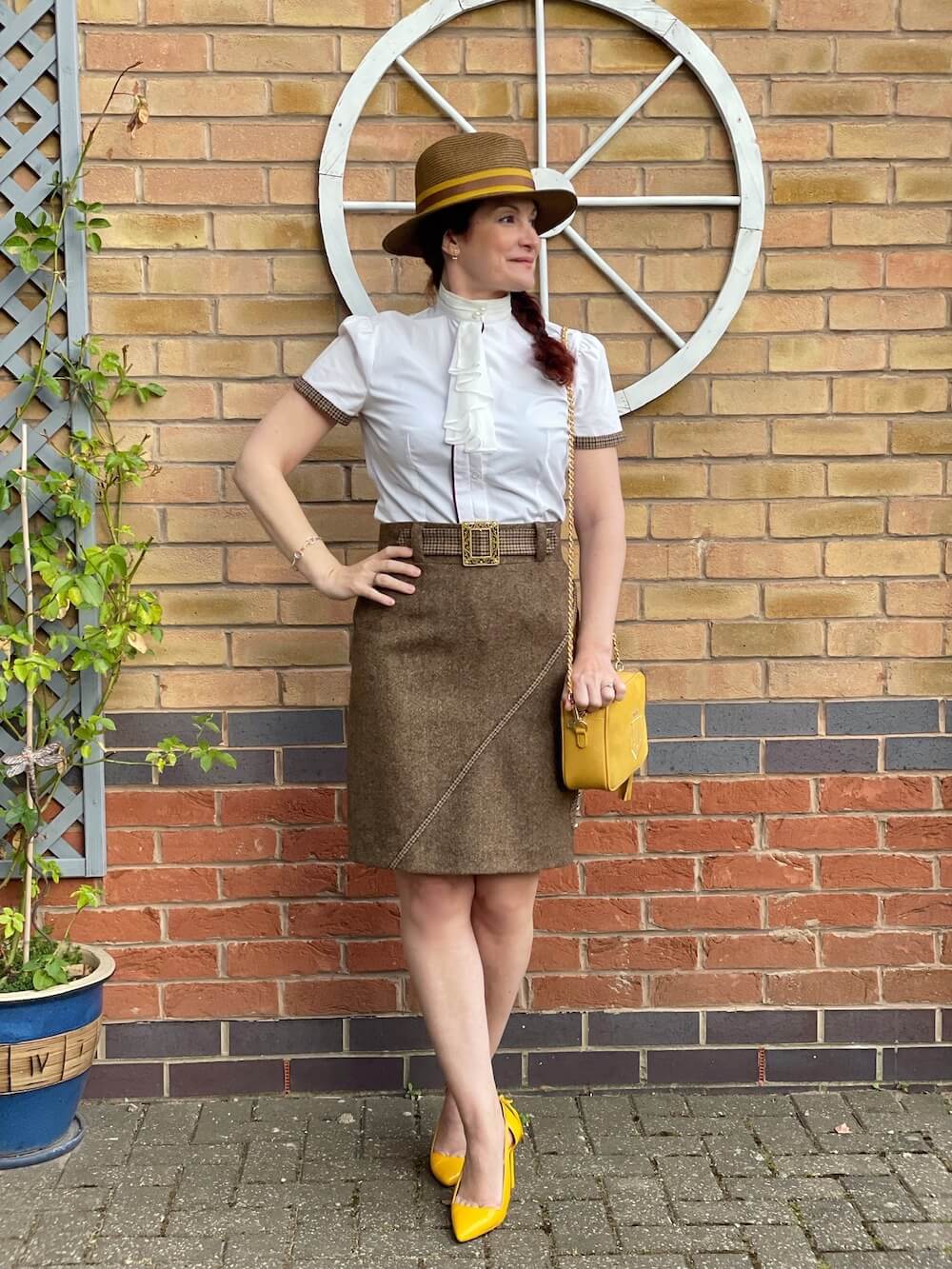 English Nettle - tailored women's clothing with British countryside ...